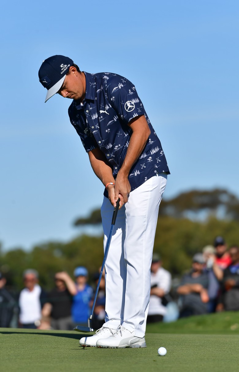 STYLE TIPS: Can you pull off this untucked Rickie Fowler look ...