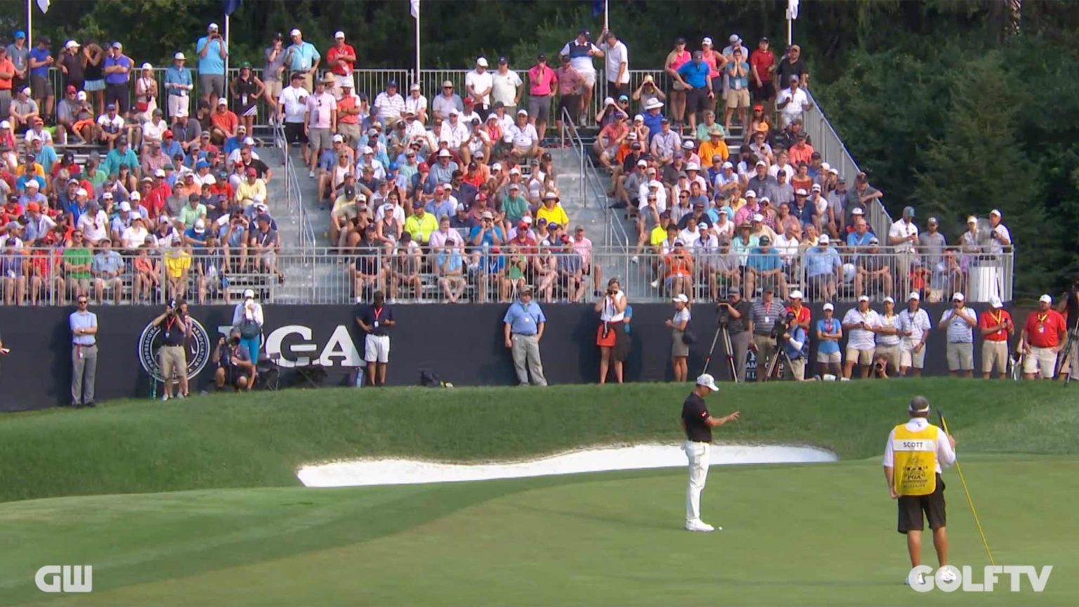 Behind the scenes with Adam Scott - Australian Golf Digest