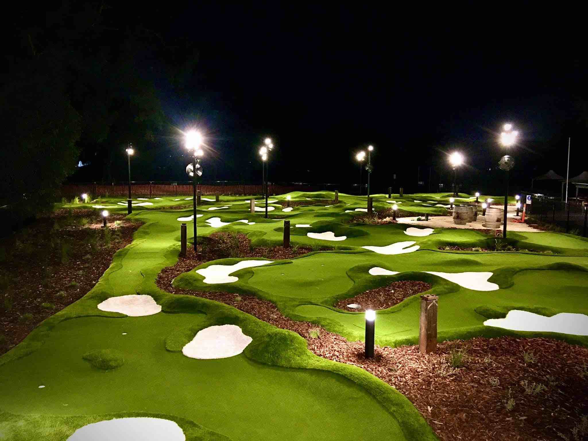 SHANX FOR COMING: Mini-golf craze hits Adelaide – Australian Golf Digest