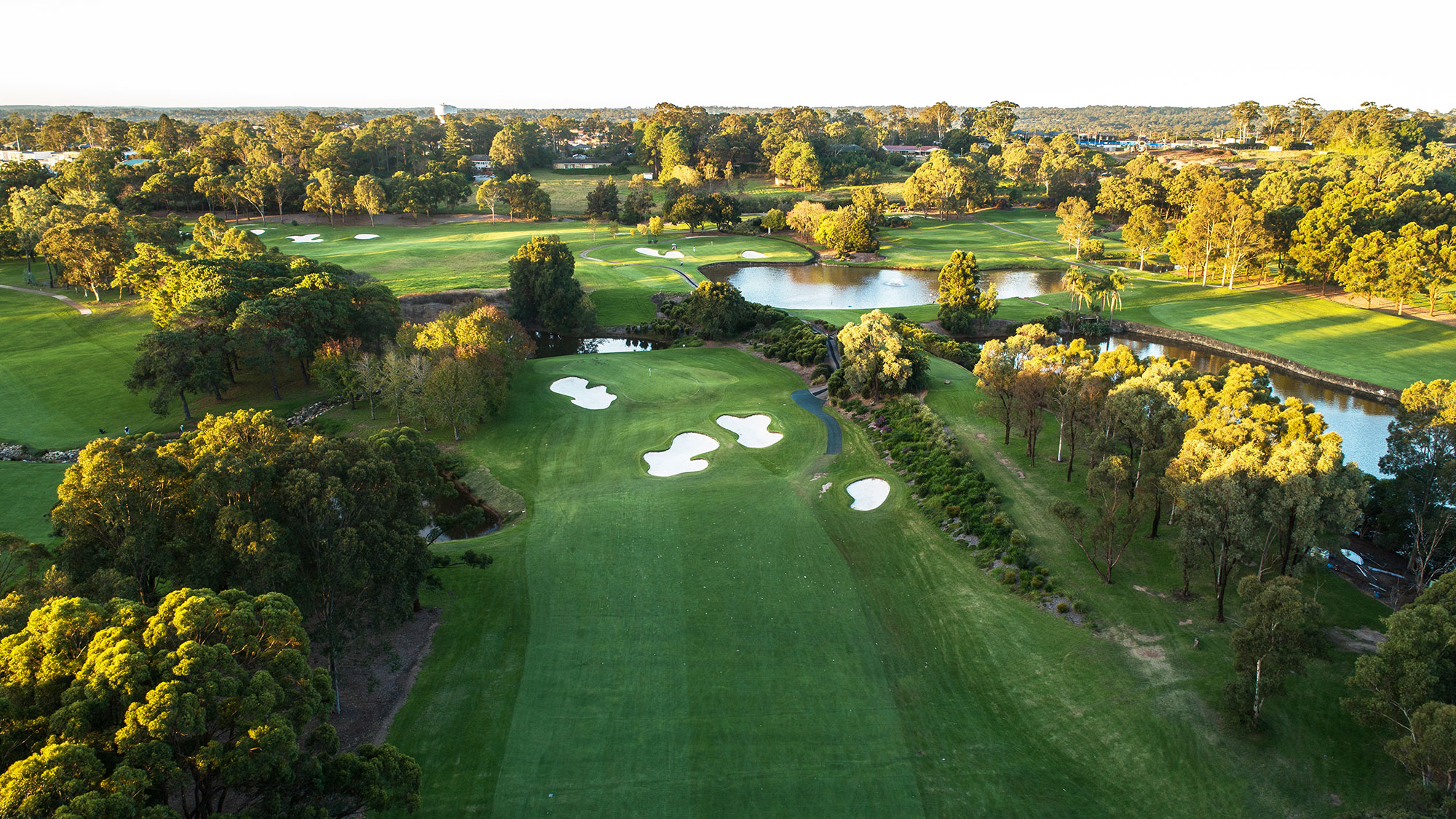 Sitting pretty: Castle Hill Country Club course review - Australian ...