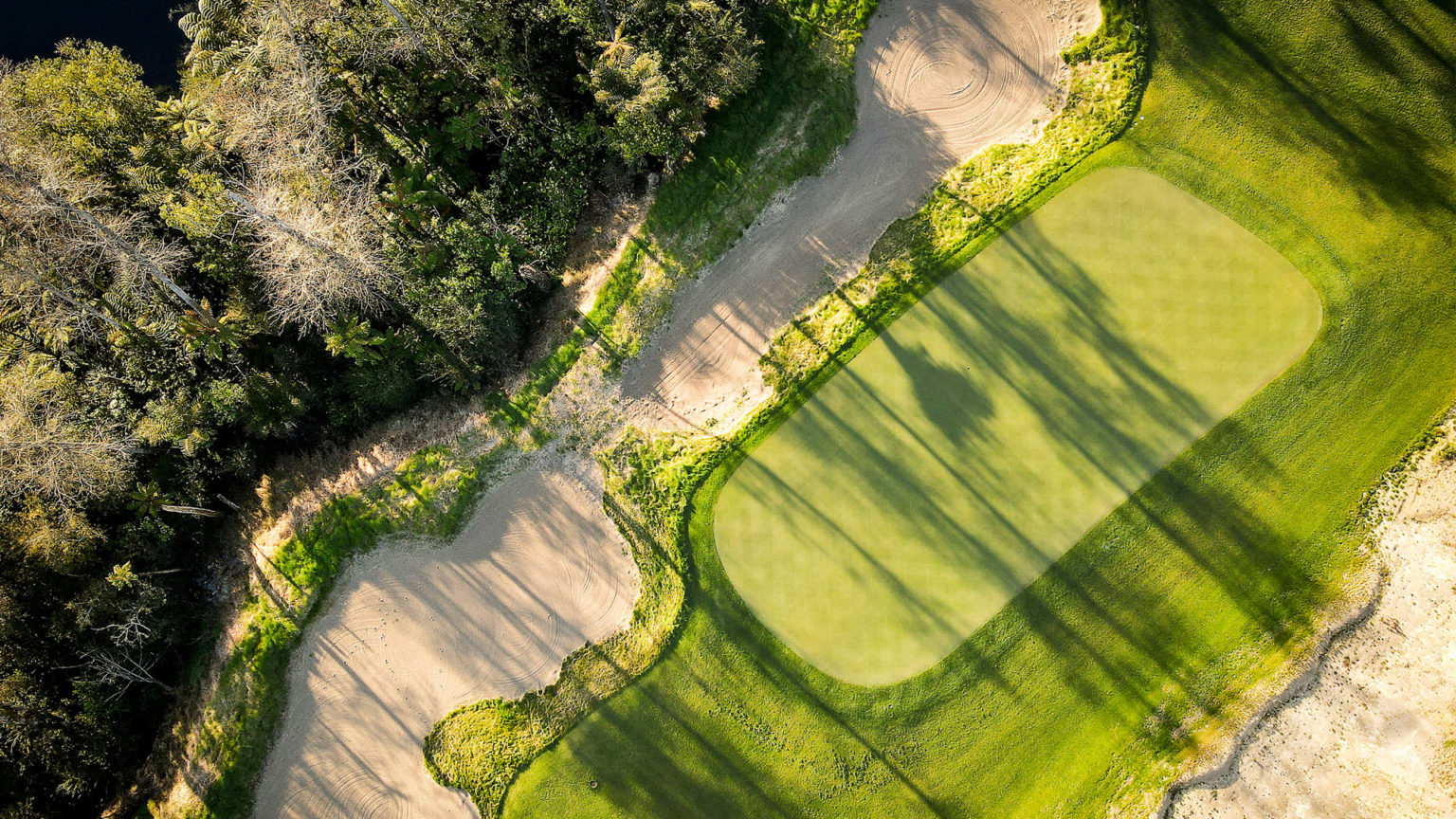 First look: New Zealand's new Tieke Golf Estate is an absolute stunner ...