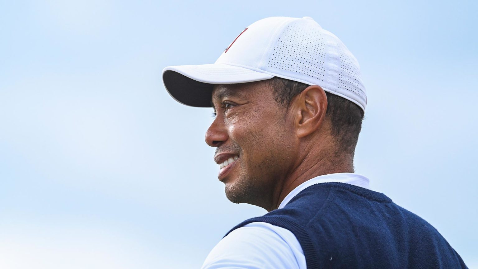 Full commitment - Australian Golf Digest